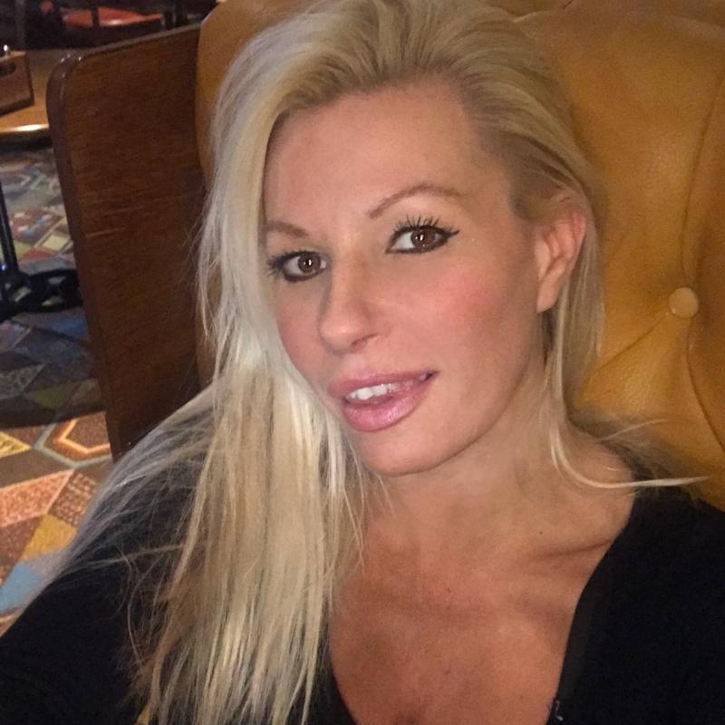 Модель - Michelle Thorne (50 фото)